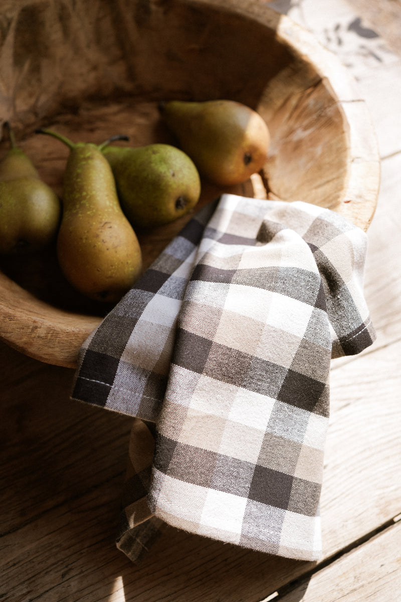 Herb Giant Check Napkin Black – Morgan Wright Wholesale